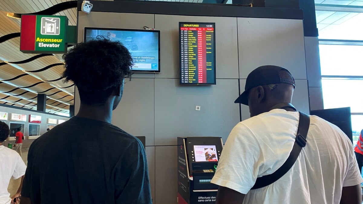 Air Traffic Controllers Suspend Strike in West and Central Africa