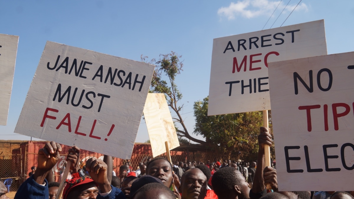 Malawi Protesters Reject Former President’s Call for Dialogue