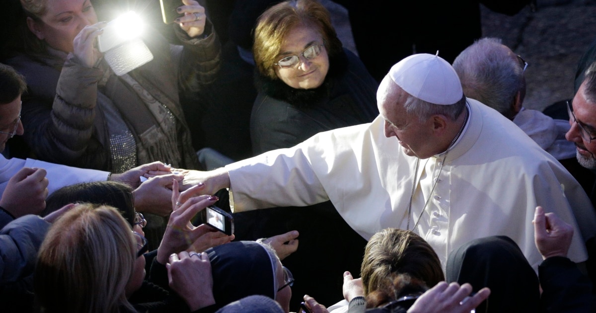 Pope Calls Internet a 'Gift from God'
