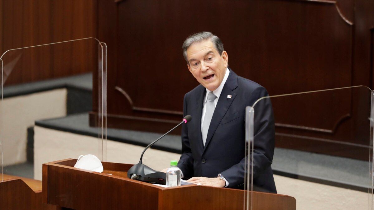 Panama’s President Diagnosed with Blood Disorder