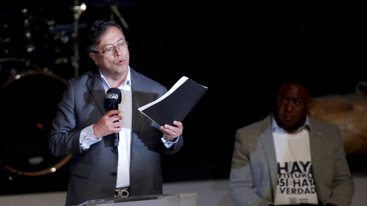 Colombia Truth Commission Gives Scathing Report on Civil War
