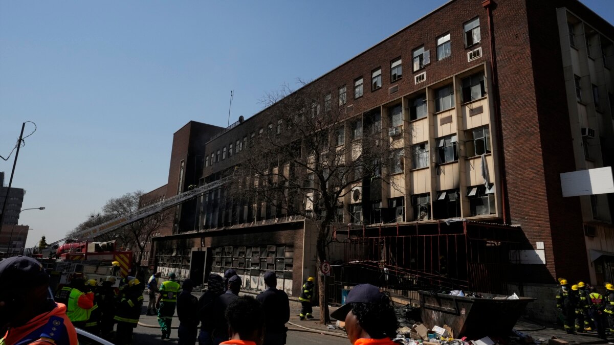 Authorities: Johannesburg Building Fire Kills at Least 73, Mostly Homeless Authorities: Johannesburg Building Fire Kills at Least 73, Mostly Homeless
