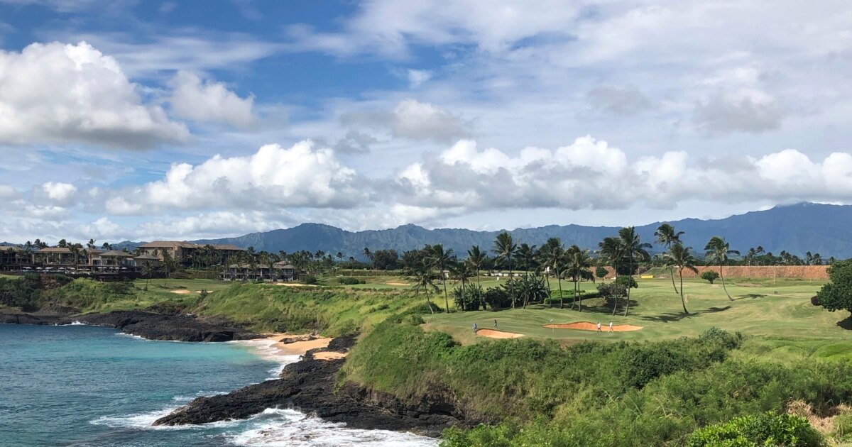 Search Expands for Missing Hawaii Tour Chopper Carrying 7