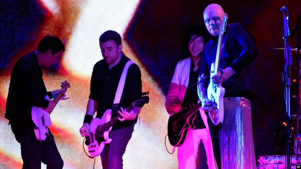 Review: Smashing Pumpkins' Album Shiny and Oh So Bright