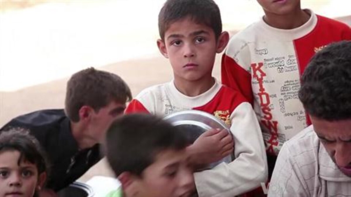 Aid Workers Struggle to Cope with Syrian Refugee Influx Aid Workers Struggle to Cope with Syrian Refugee Influx