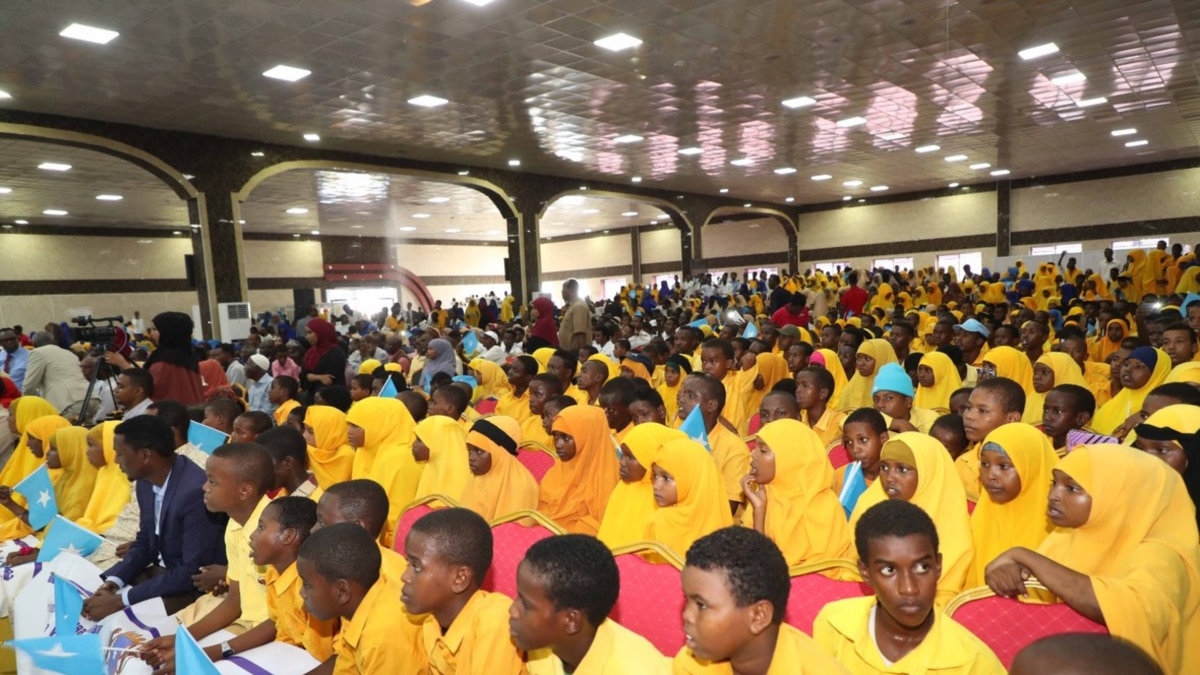 Bar ama baro: Warbixin ku saabsan maalinta akhriska adduunka