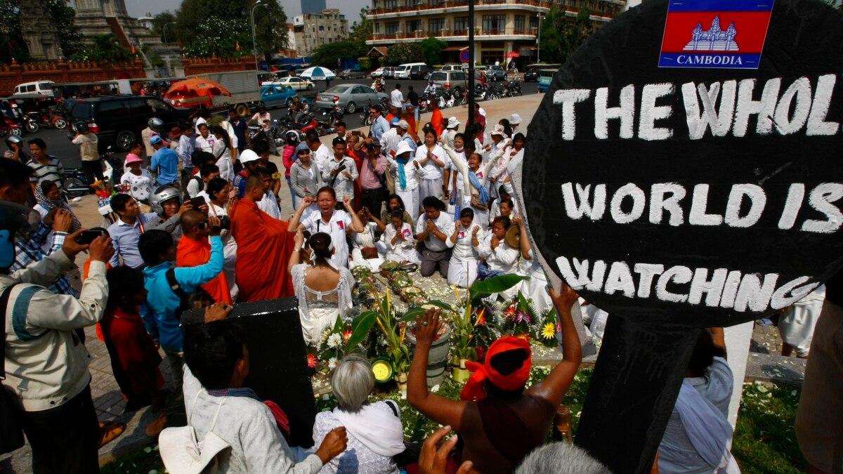 Political Negotiations Open With Agreement on Election Finance