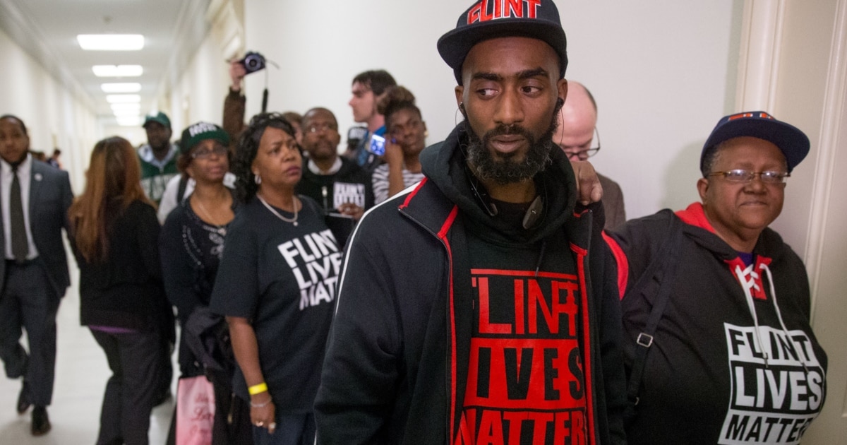 Michigan, US Officials Take Blame for Toxic Flint Water