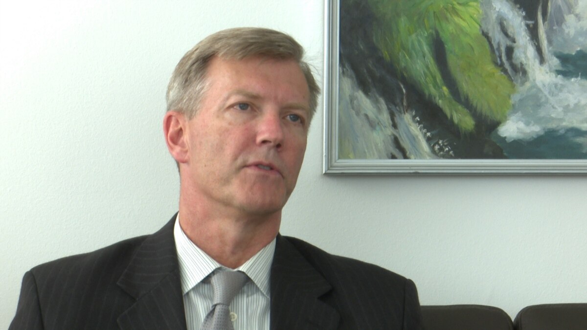 Bruce Berton: VSTV je politizirano tijelo, a ratni zločini se rješavaju ...