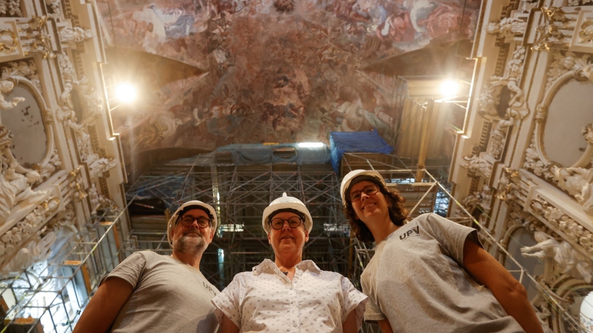 Spanish Scientist Uses Bacteria to Repair 18th-century Artworks