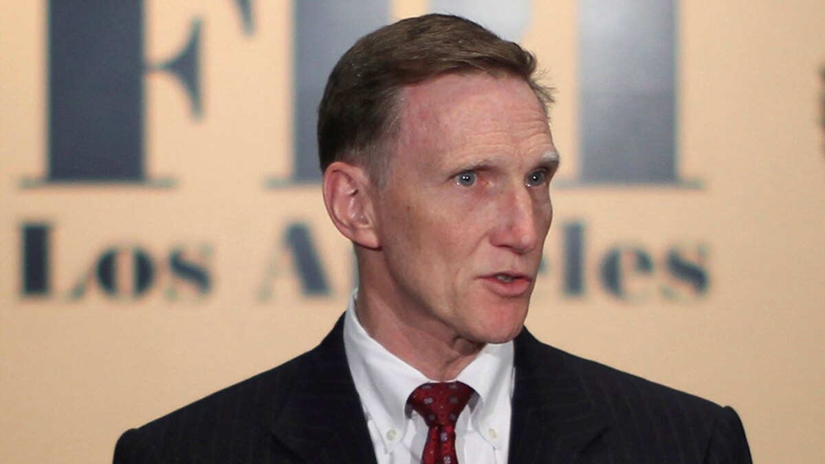 Trump Jump-starts Search for New FBI Chief With Two Interviews