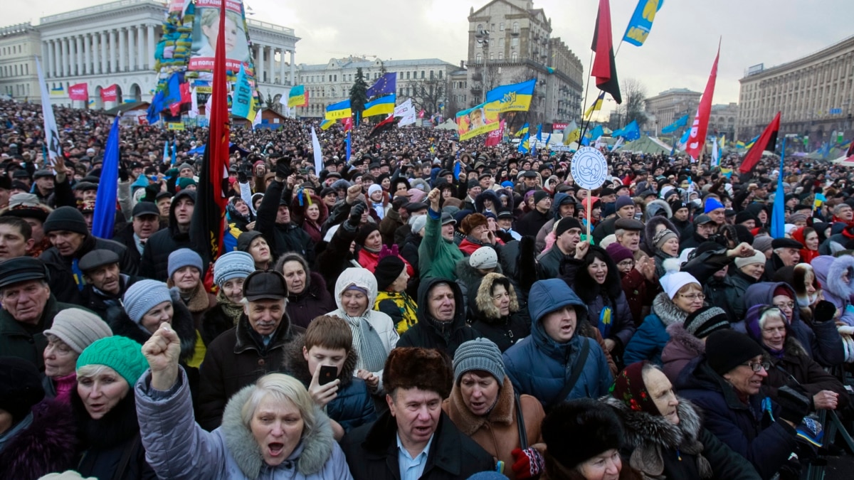 Ukraine Protesters Stage First Mass Rally of 2014