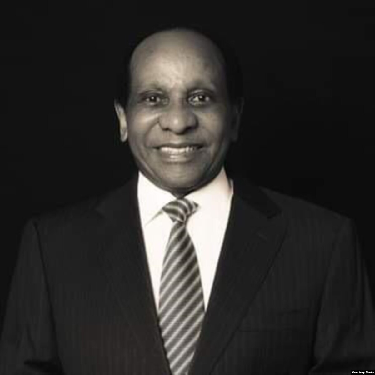 One of Africa's Richest, Media Magnate Reginald Mengi Dies
