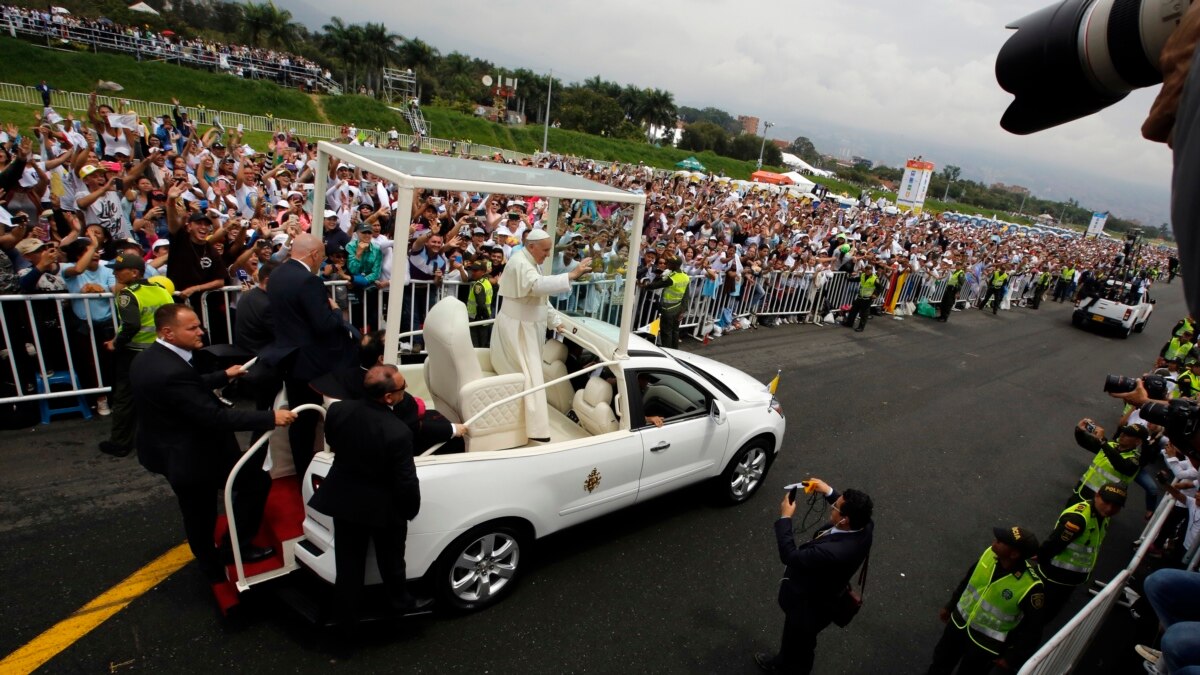 Bulletproof Glass Pope