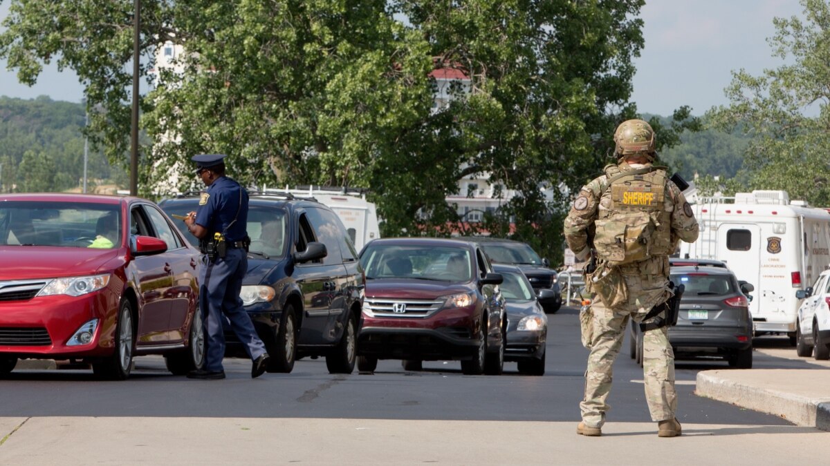 3 Dead in Shooting at Michigan Courthouse