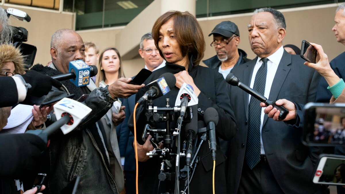 Former Baltimore Mayor Sentenced to 3 Years for Fraud