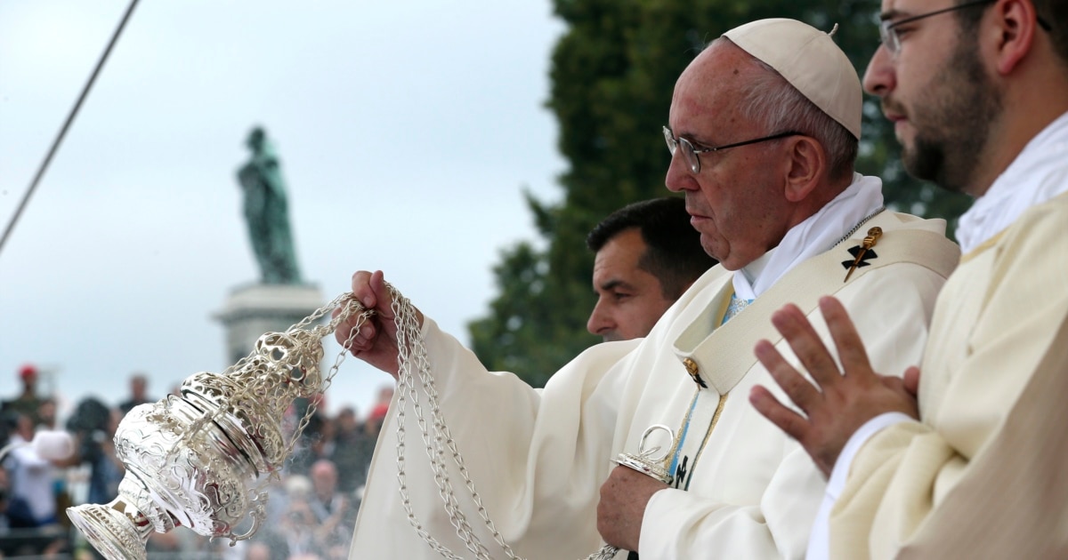 Pope Leads Mass Celebrating Poland's Deep Catholic Roots