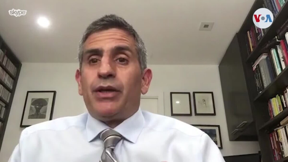 El Dr. Carlos Torres Viera responde preguntas sobre el coronavirus