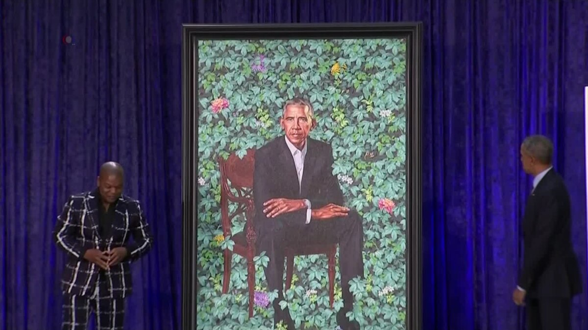 Barack Obama Portrait Unveiled at Smithsonian