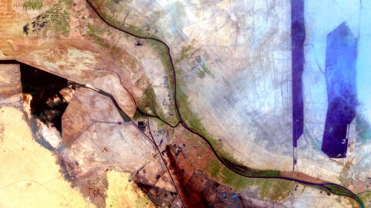 Time-Lapse Look at Earth Shows Decades of Change