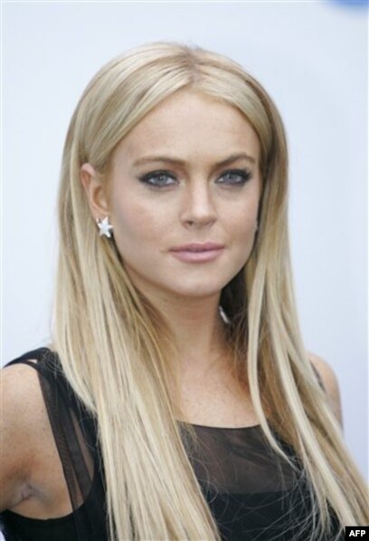 Lindsay Lohan Side Bangs
