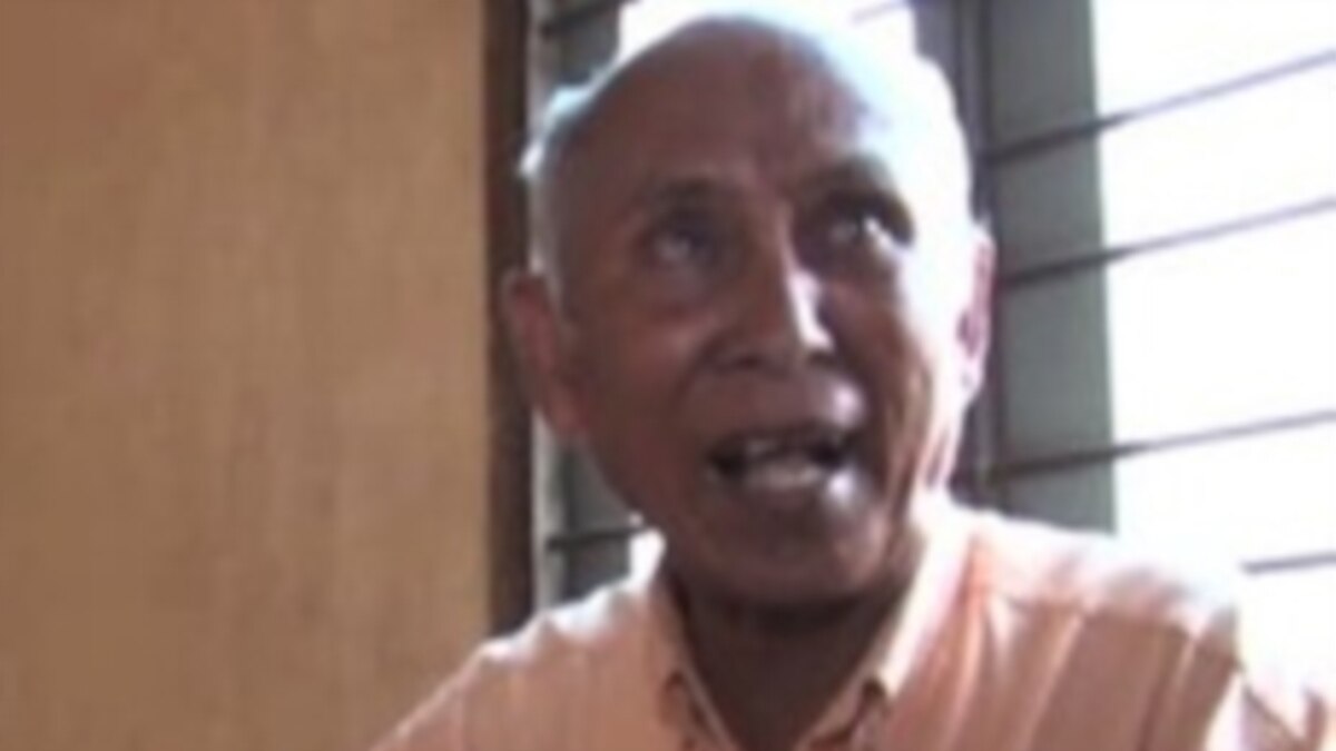 Cambodian Victim of Khmer Rouge Gives Tour of Notorious Prison