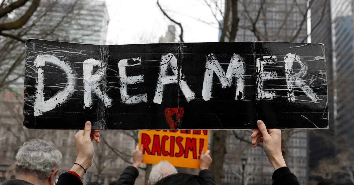 Judge Orders US to Resume DACA