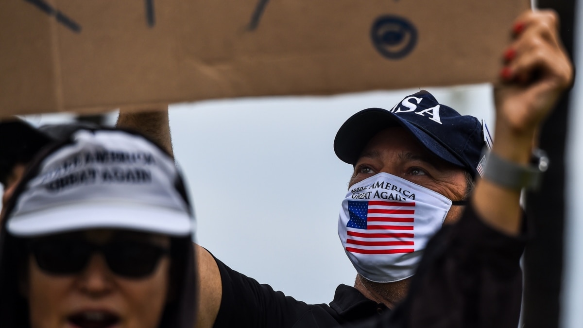 White House Official: Trump Rally Participants 'Probably' Should Wear ...