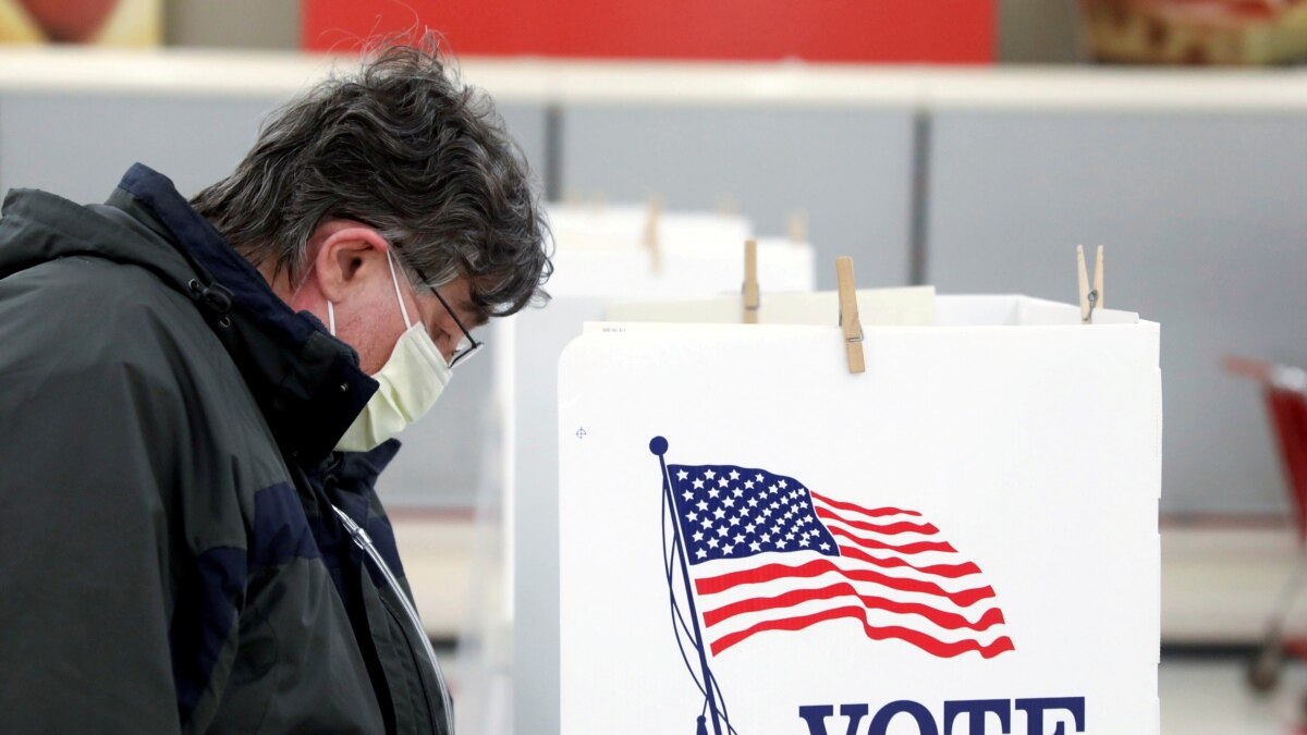 Official: US Adversaries Taking Sides, Wielding Influence Ahead of Election