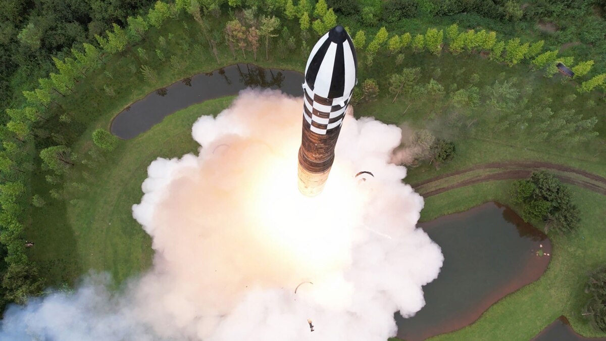 미 의회 보고서 “북한, 핵 탑재 ICBM 배치에 속도…전술핵 실험 가능성”