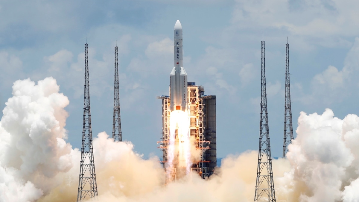 China Segera Luncurkan Pesawat Ulang Alik Alik dalam Misi ke Bulan