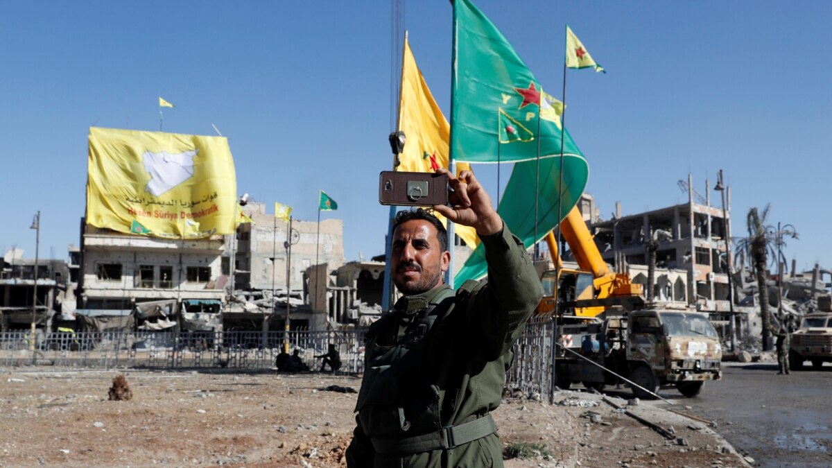 Raqqa Celebrates Victory Over IS Amid Destruction and Uncertain Future