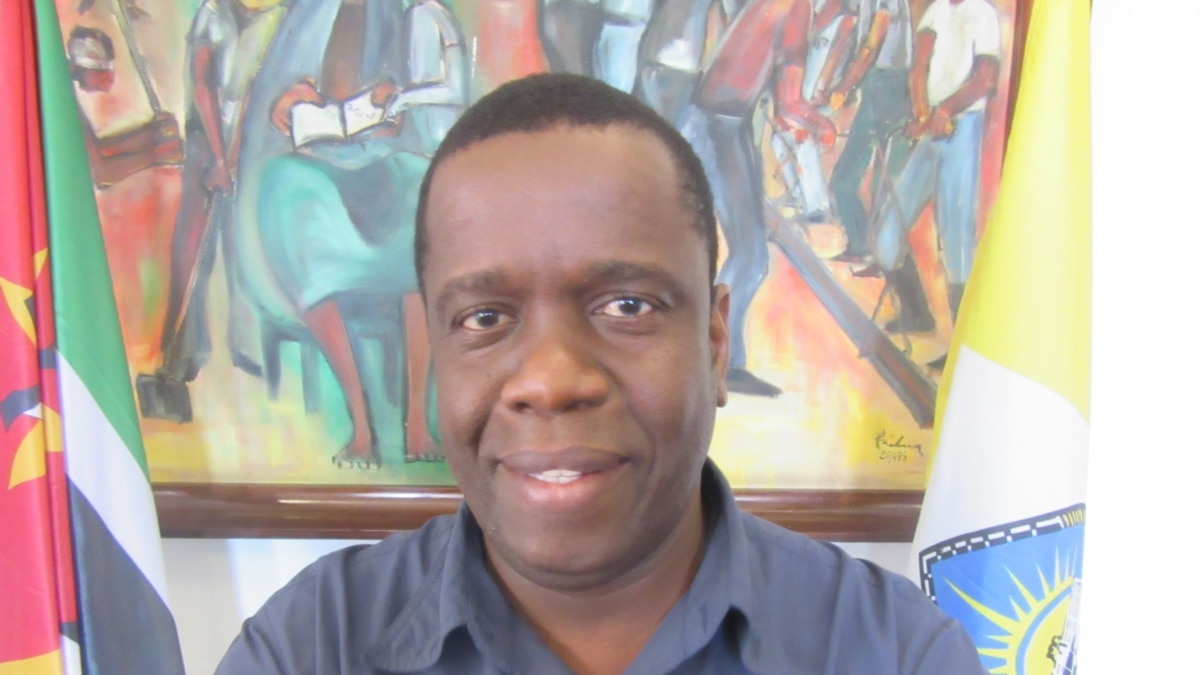 Morte de Daviz Simango: entre o espanto e as dúvidas quanto ao futuro ...