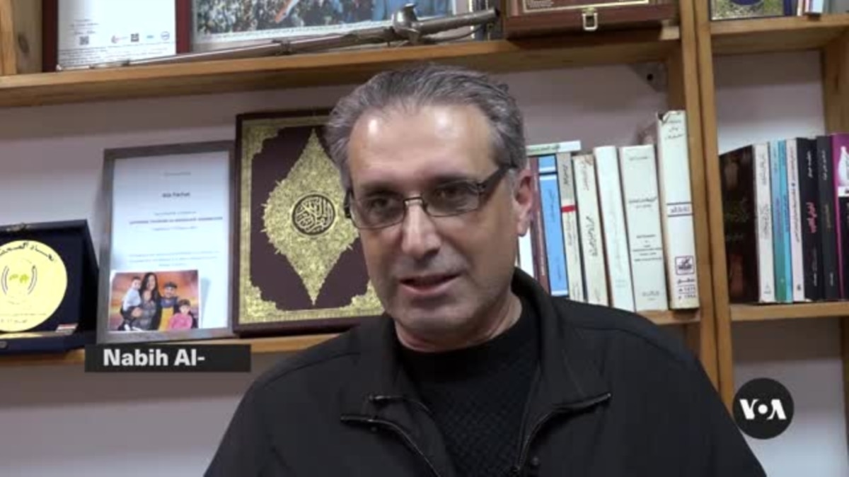 Druze living in Golan Heights welcome new Syrian rulers