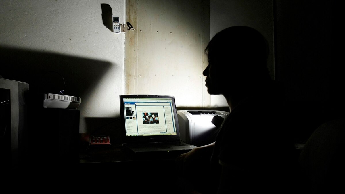 Distrust the Internet? You're Not Alone