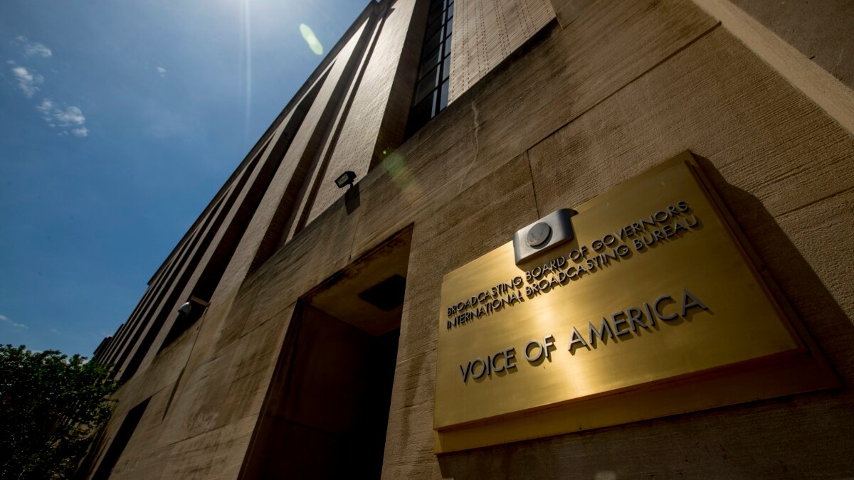 USAGM ทบทวนการต่อวีซ่าผู้สื่อข่าว "วีโอเอ" เกือบร้อยชีวิต