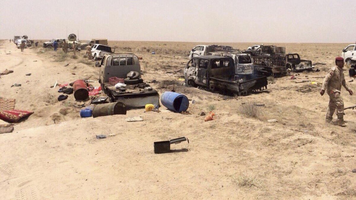 Hundreds of IS Fighters Killed in Airstrikes