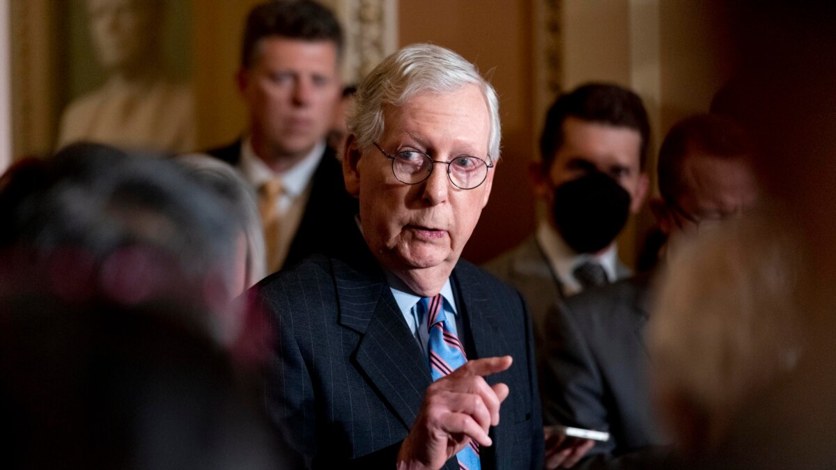 Відправити Україні всю зброю яку вона вважає потрібною закликав лідер республіканців у