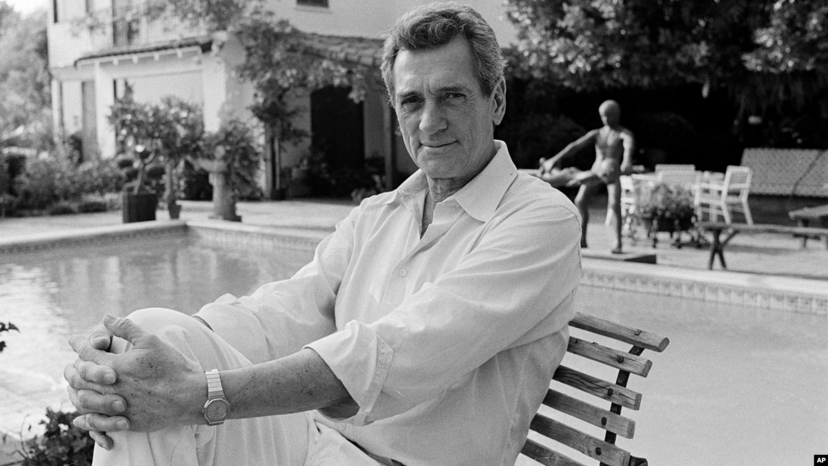 Hollywood's Rock Hudson Admits AIDS Diagnosis on This Day in 1985
