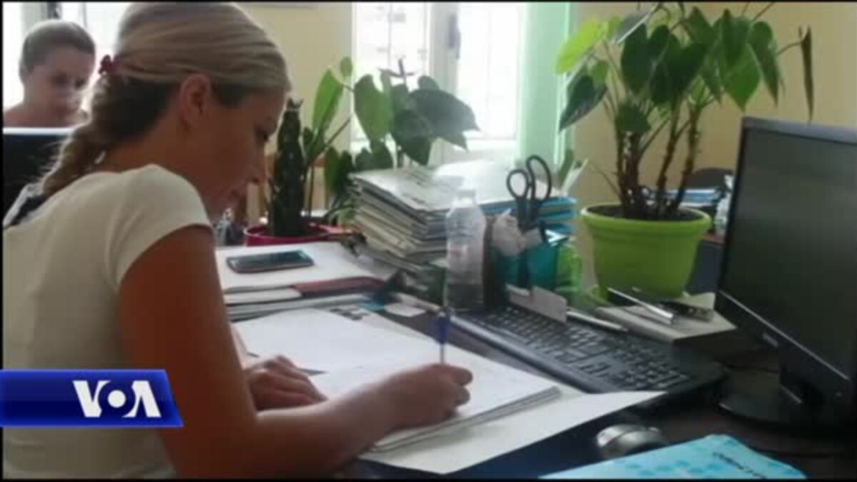 Emigrantët dhe sigurimet shoqërore në Shqipëri Emigrantët dhe sigurimet shoqërore në Shqipëri