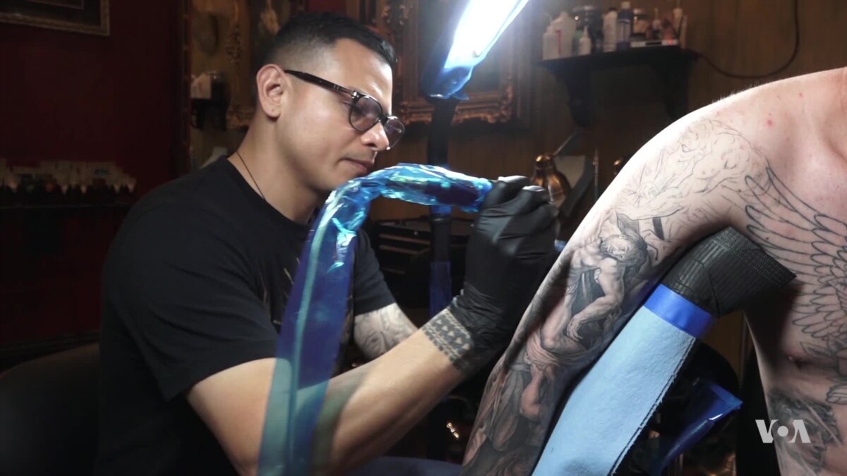 Museum Exhibit Dispels Stigma of Tattoos Through Global Perspective