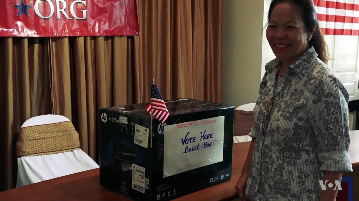 Americans Vote in Country with No Elections