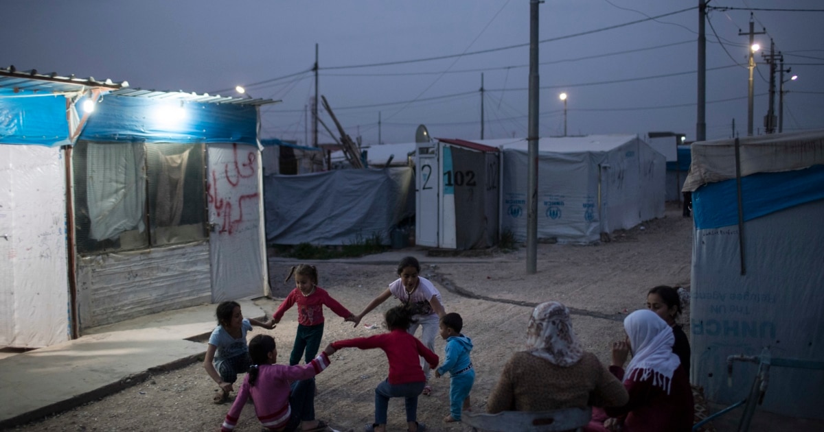 UNHCR: Millions of Refugees in Middle East at Risk as Winter Nears