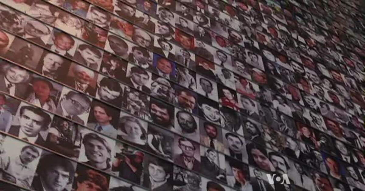 News Museum Adds to Memorial for Fallen Journalists