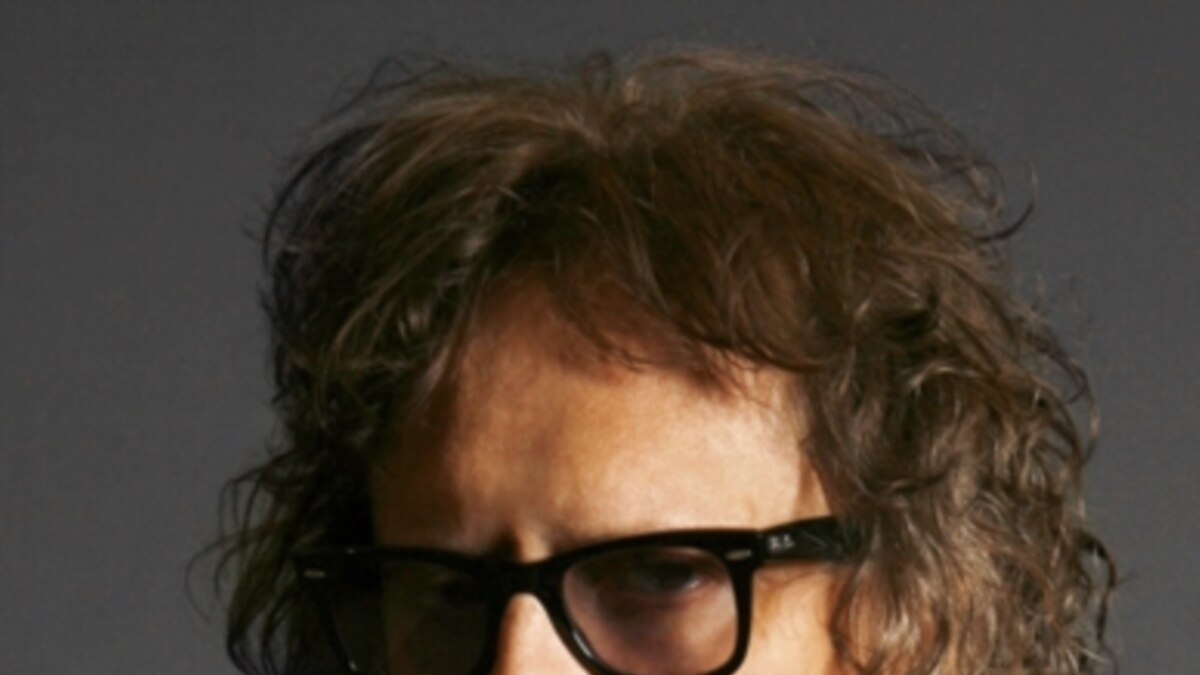 Rock Icons Showcased in Photo Exhibit