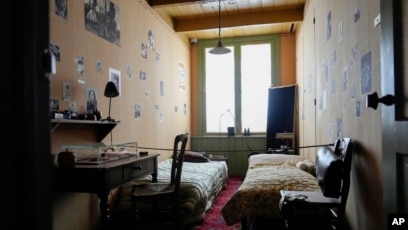 Anne Frank Annex Inside
