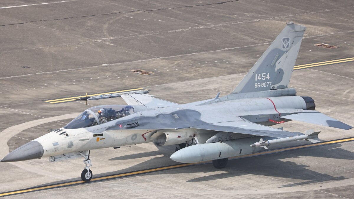 Taiwan Reports New Incursion by Chinese Jets into Defense Zone