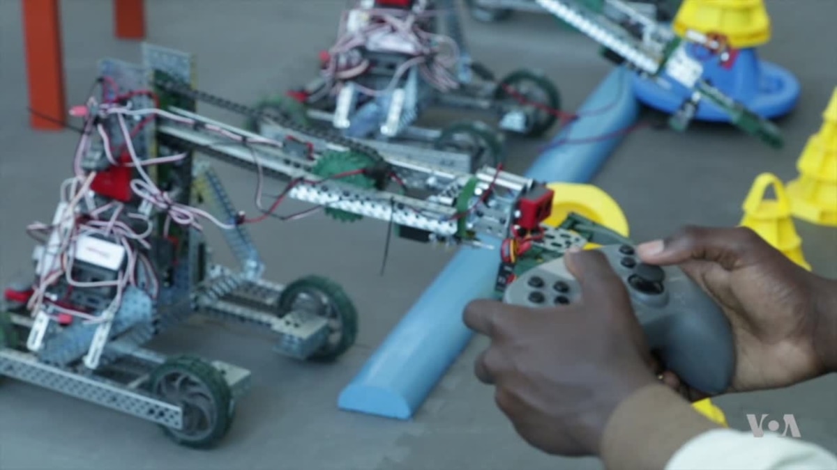 Youth Robotics Contest Promotes Innovation in Africa