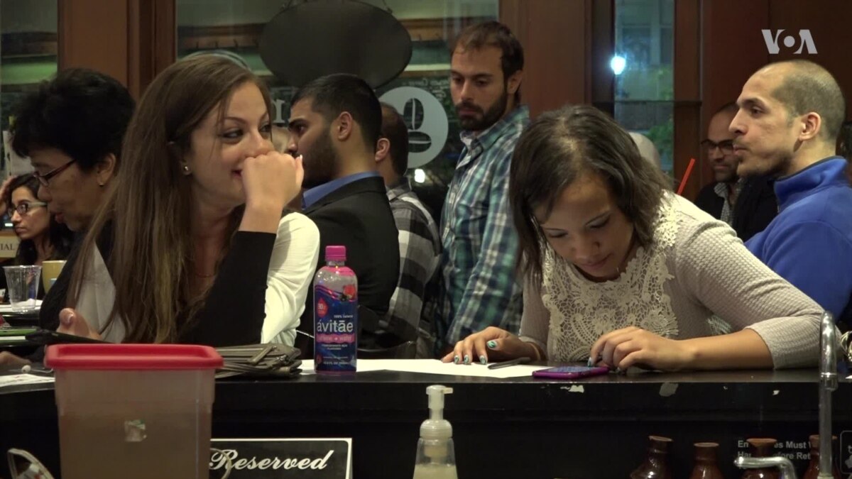 Cafe Hosts Muslim Debate Watching Party