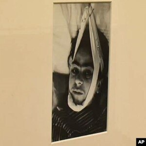 Photos Offer Insight into Artist Frida Kahlo